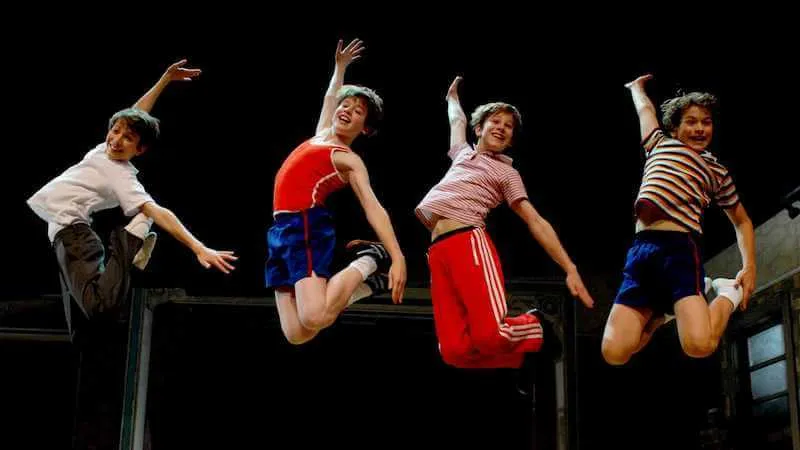 Las 10 coreografías más icónicas del teatro musical